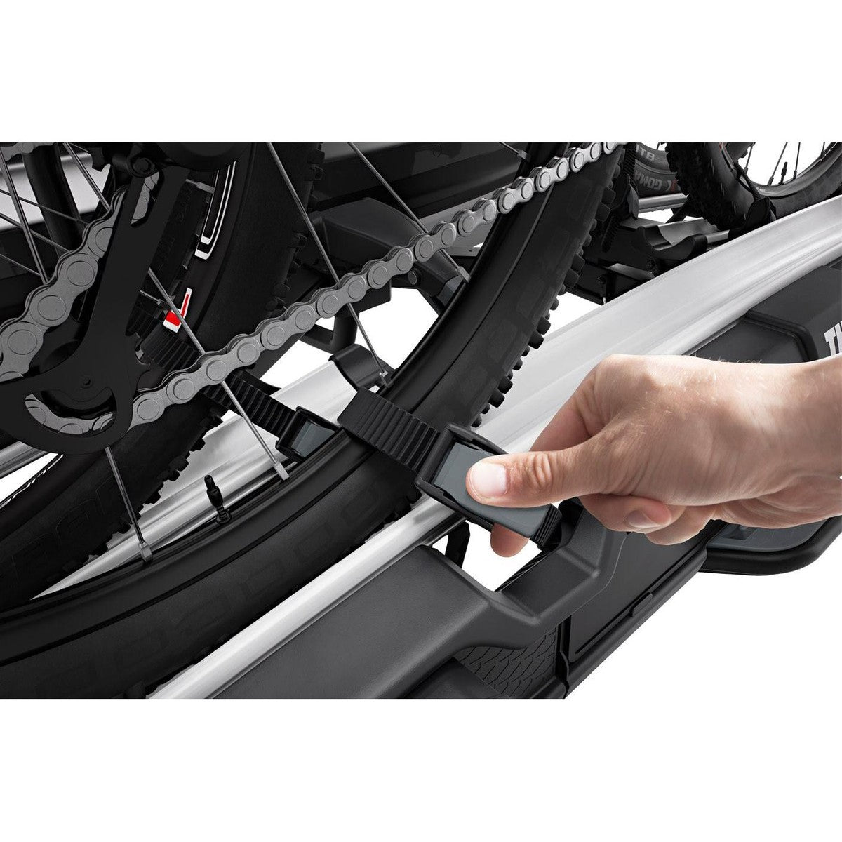 Thule Velo Space XT three-bike platform towbar bike rack black/alumini ...