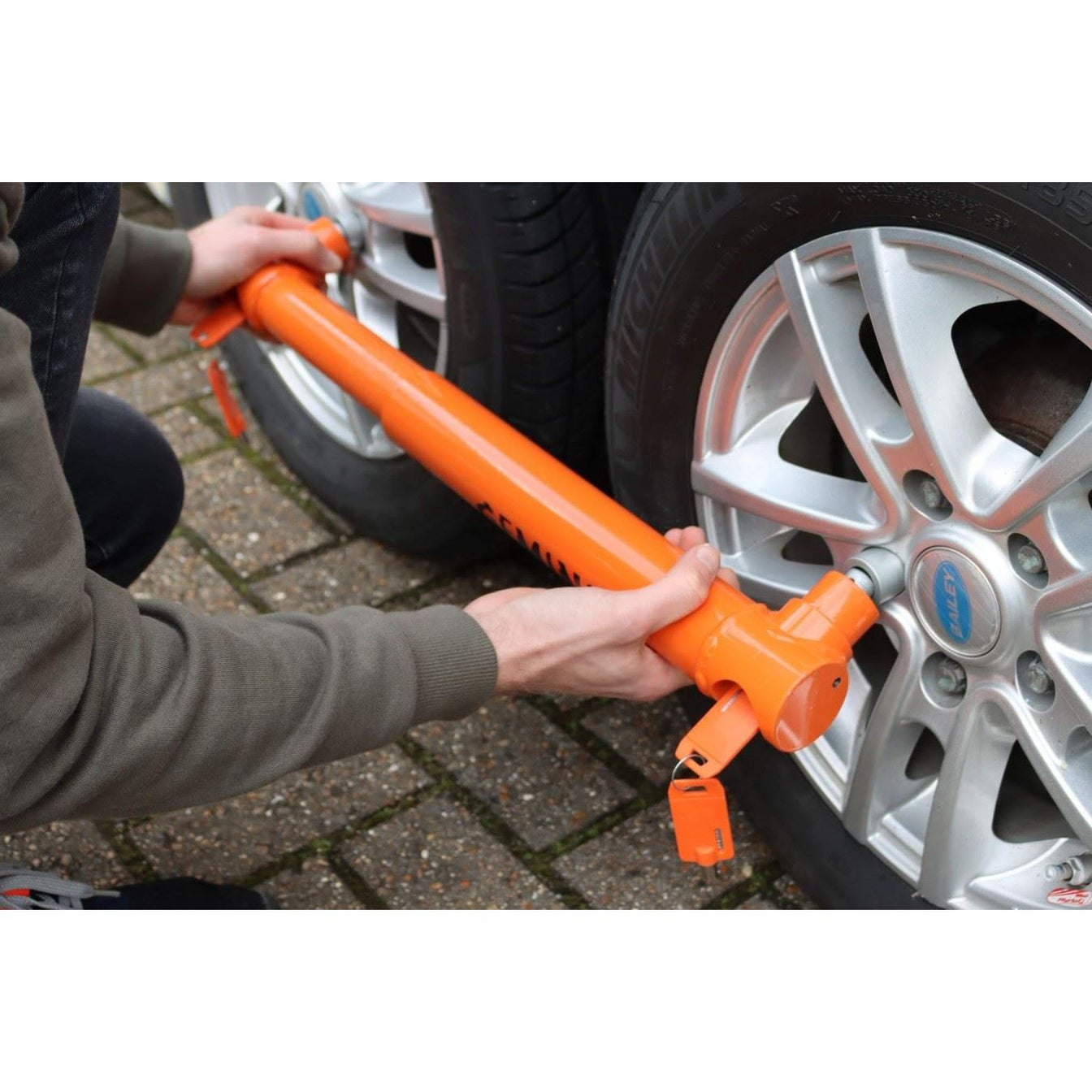 Gemini Caravan Twin Wheel Clamp Lock High Security Wheelclamp By Purpl ...