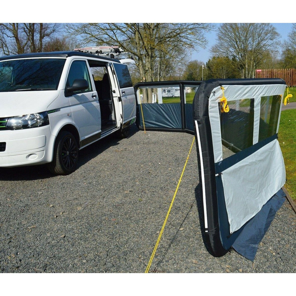 Maypole 5 Panel Inflatable Windbreak Deflector (Single Point Inflation ...